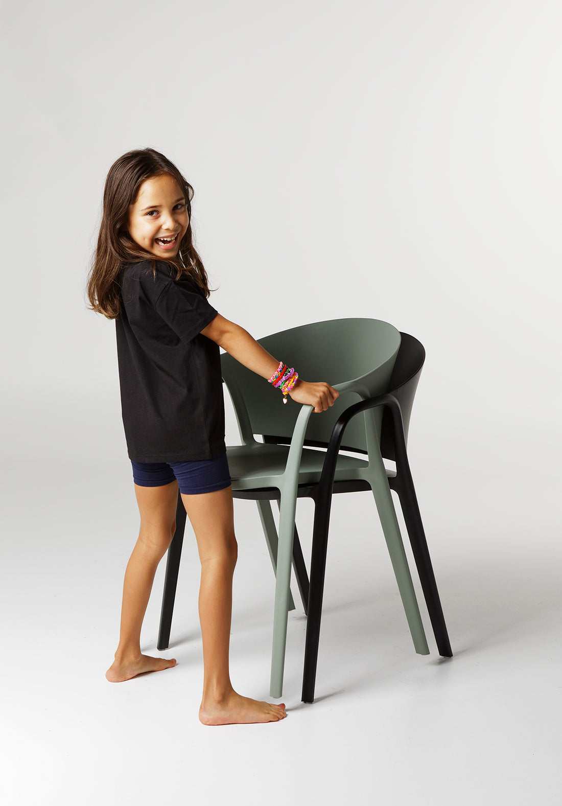 Stackable up to 4
