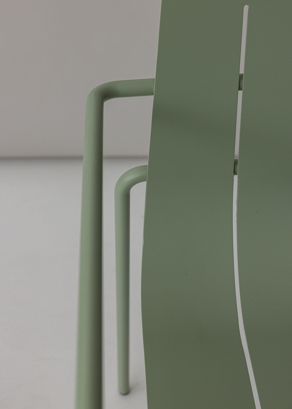 Remy Outdoor Dining Chair w/Arms – Franka